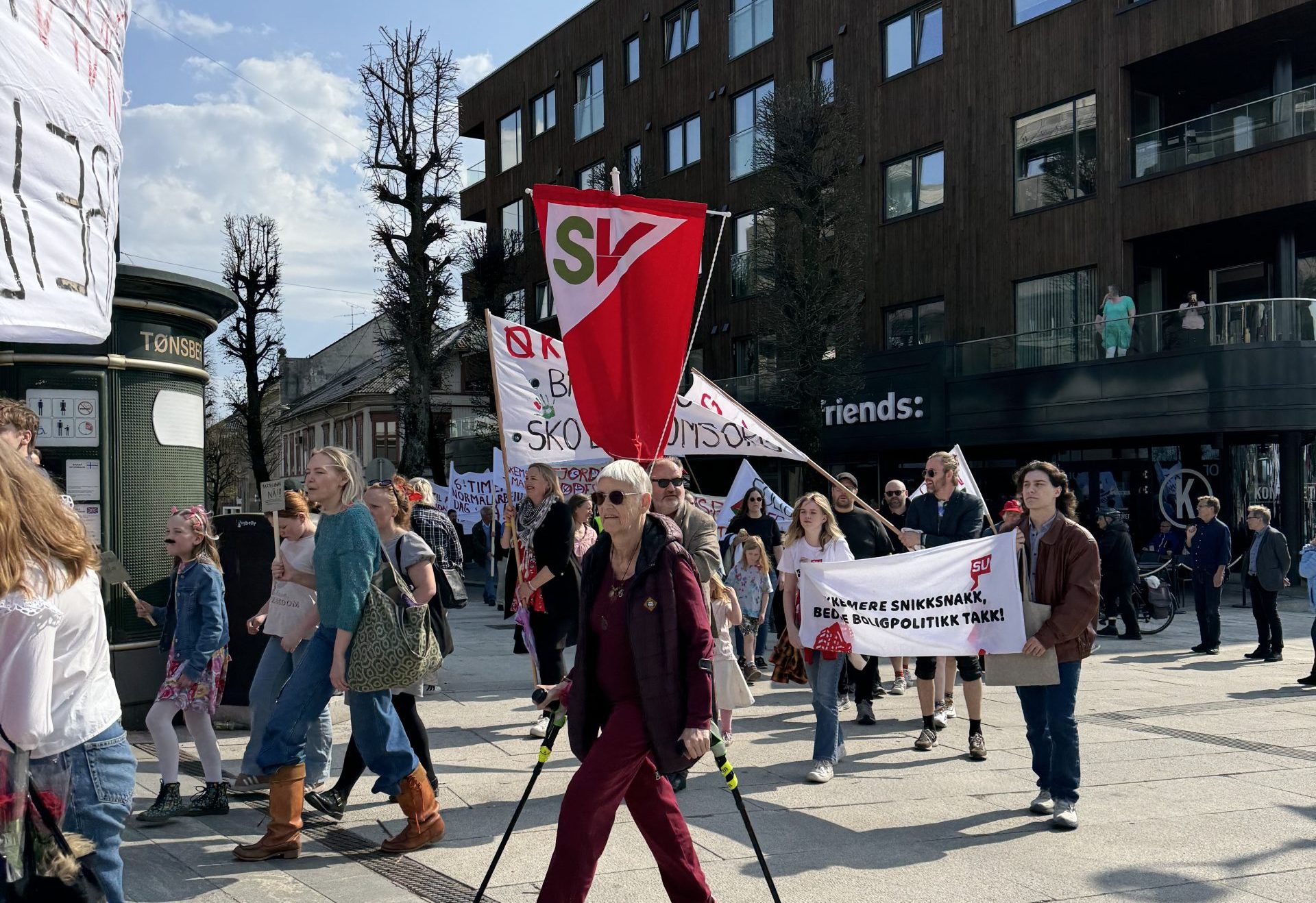 Bli med å markere 1. mai med SV - SV